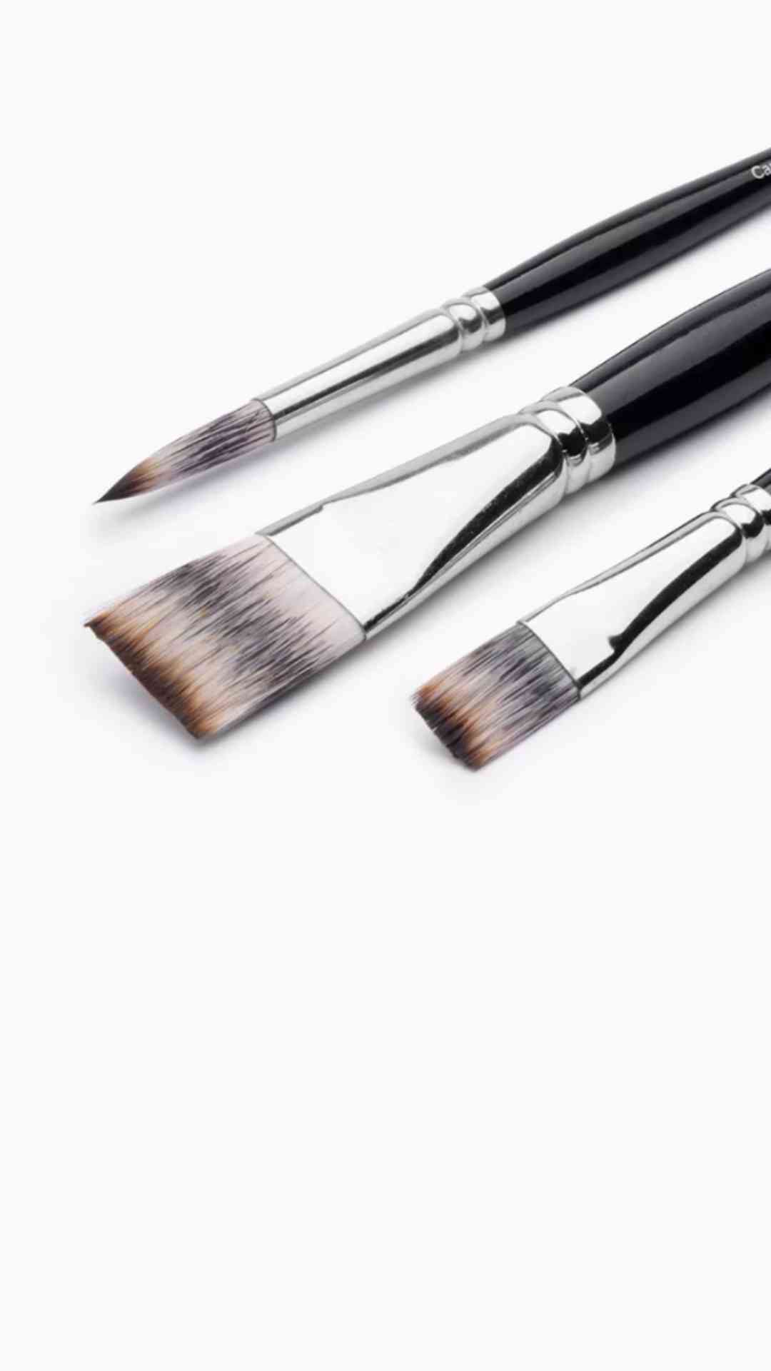 A Guide to Paint Brushes: Types & Uses for Artists