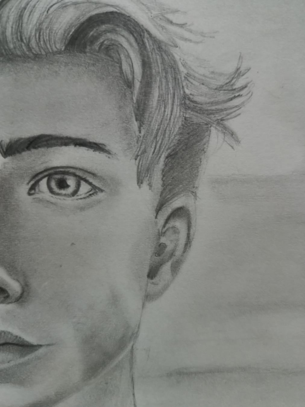 Half face drawing created by Kaviya Dass